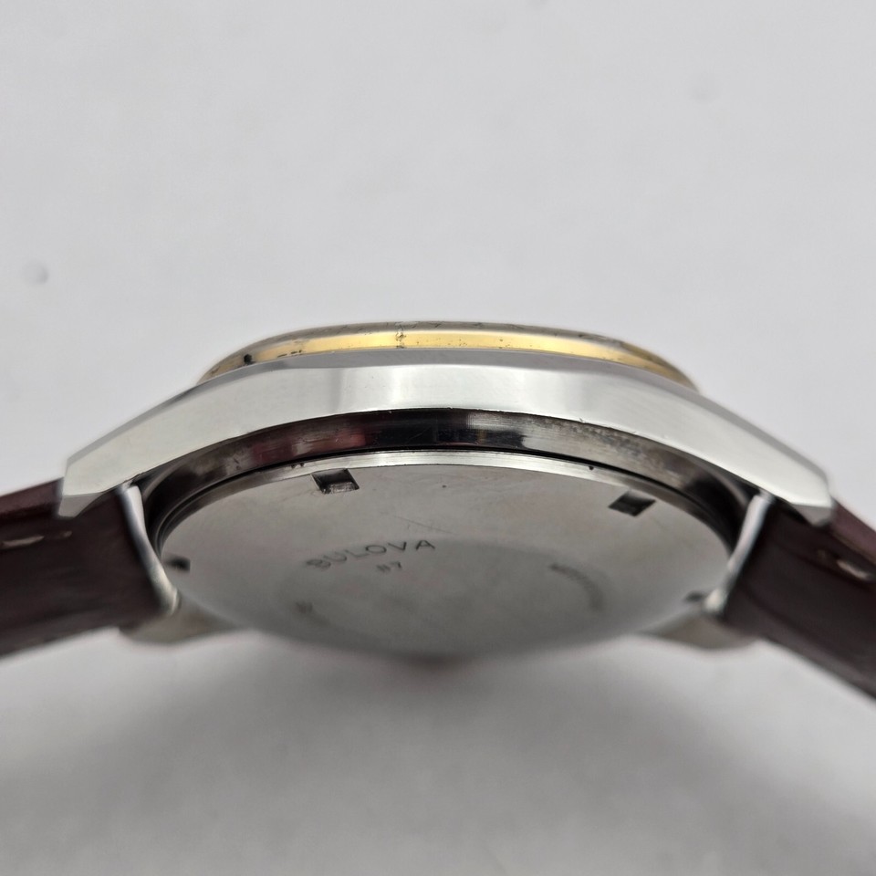 Vintage BULOVA men's automatic watch day/date swiss ETA 2879 17Jewels ...