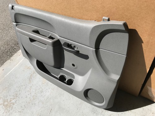 Oem Gm interior front door trim panel left drivers side 23402960 ...