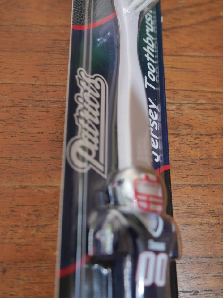 AWESOME Youth Jersey Toothbrush NFL NEW ENGLAND PATRIOTS Officially ...