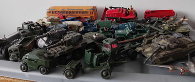 VINTAGE DIECAST TOY JOB LOT MILITARY & OTHERS BRITAINS CORGI DINKY ...