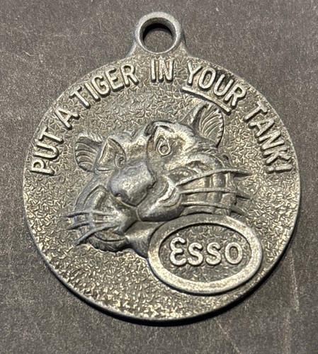 ESSO OIL TIGER DROP IN ANY MIAL BOX KEY CHAIN FOB HAPPY MOTORING KEY ...