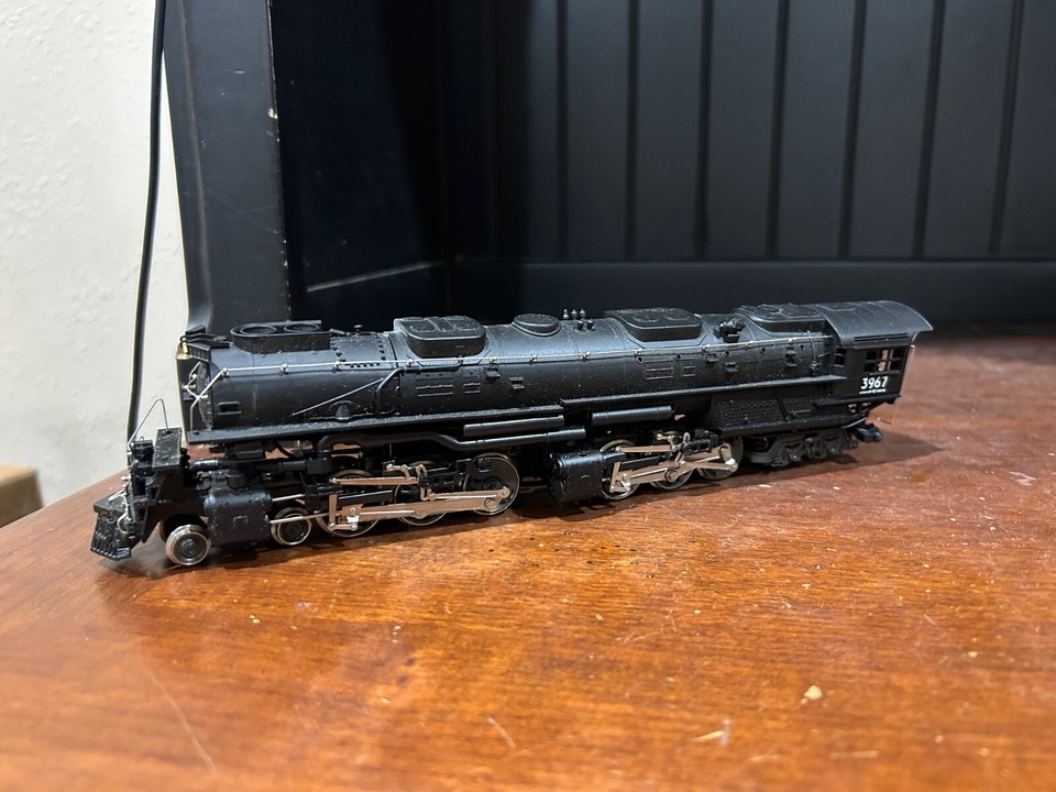 HO Scale AHM Union Pacific UP 4-6-6-4 steam locomotive 3967 | eBay