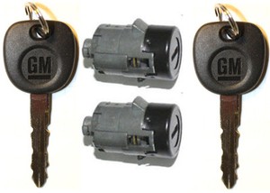 NEW CHEVY 2 (PAIR) OEM DOOR LOCKS CYLINDER LOCKSET + 2 OEM LOGO KEYS TO ...
