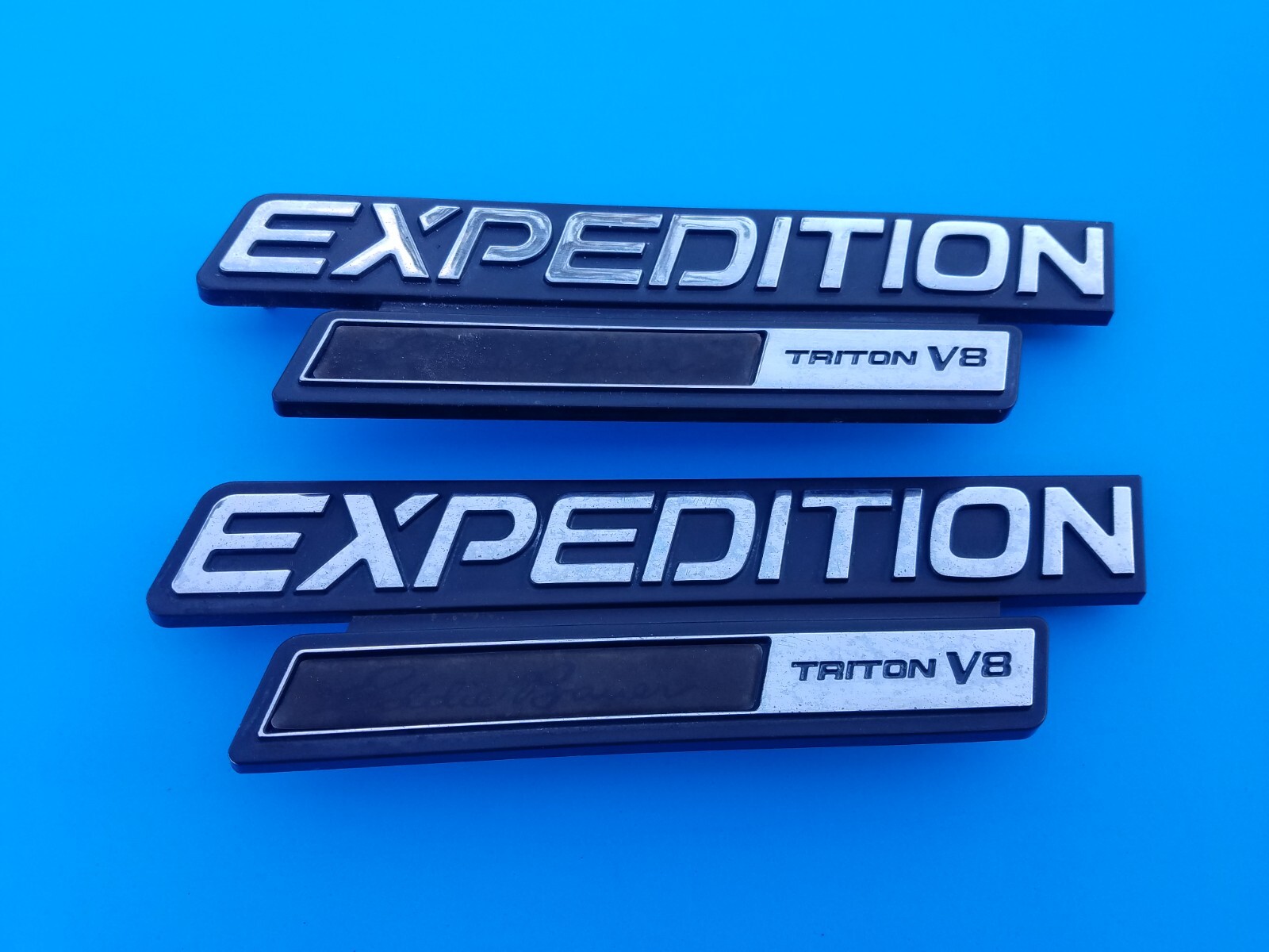 97 98 99 00 01 02 FORD EXPEDITION EDDIE BAUER TRITON V8 EMBLEM SET OEM ...