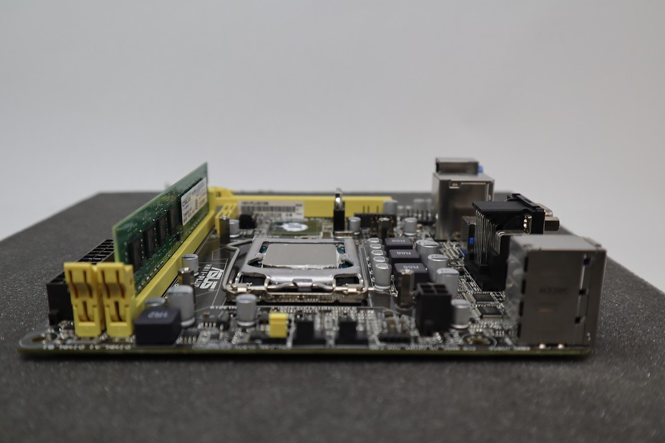 ASUS H81I-Plus Motherboard - Tested & Functional | eBay
