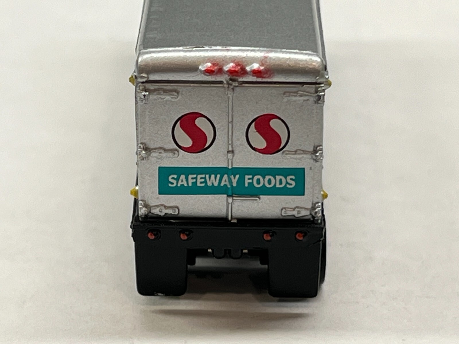 CMW Mini-Metals Semi Truck Box Delivery Trailer Safeway Foods N-Scale ...