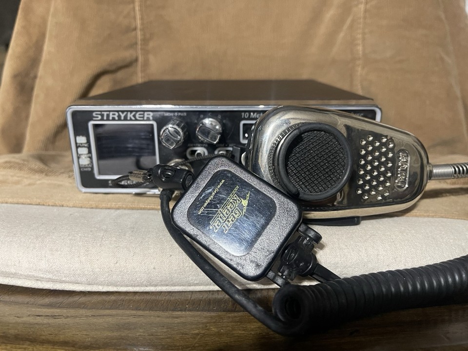 New Used Stryker CB Radio W/noise Canceling Ranger Mic W/ZIP CHORD | eBay