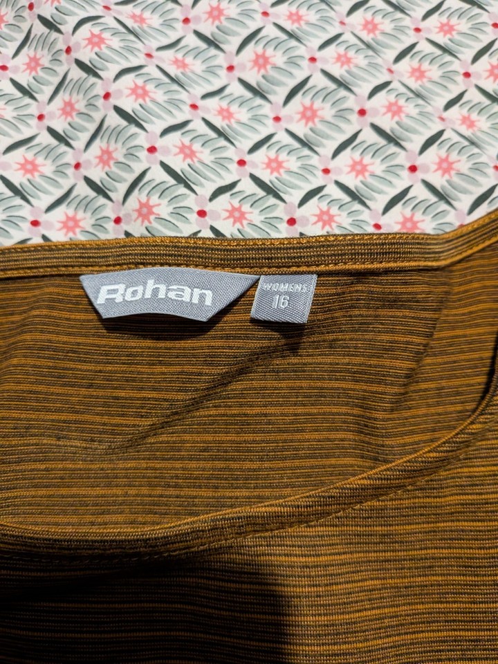 Rohan Women's Stratum T Long Sleeved Dryknit Top Size 16 (Preloved ...