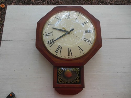 Vintage United Metal Goods Mfg Co Model No. 597 Electric Wall Clock 19 ...