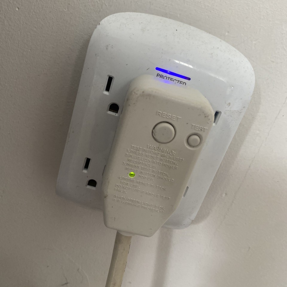 LCDI E250451 Power Cord Plug 13A for A/C Air Conditioner 125vac ELEMFG ...