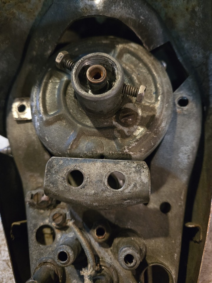 RARE HARLEY DAVIDSON PANHEAD 1956-1961 SPEEDOMETER ORIGINAL WITH DASH ...