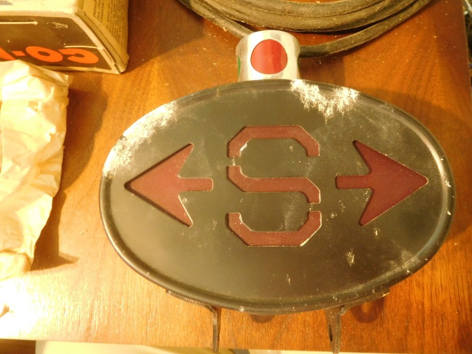 Go-Light Traffic Signal Light Lamp Go Stop Tail Light Parking Light ...