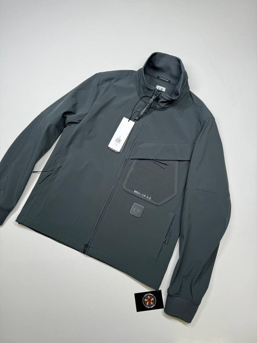 CP Company Metropolis Series C.P. Shell-R Jacket - Size 46 CP Company Metropolis Series C.P. Shell-R Jacket - Size 46