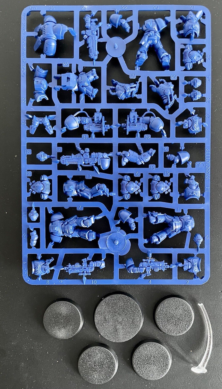 Warhammer 40k Dark Imperium 1x Primaris Inceptor 2x Intercessors 2x ...