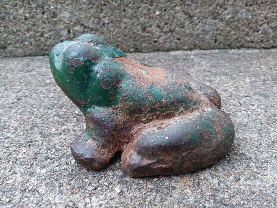 Antique Original HEAVY Hubley Cast Iron Frog Doorstop PAPERWEIGHT, Five ...