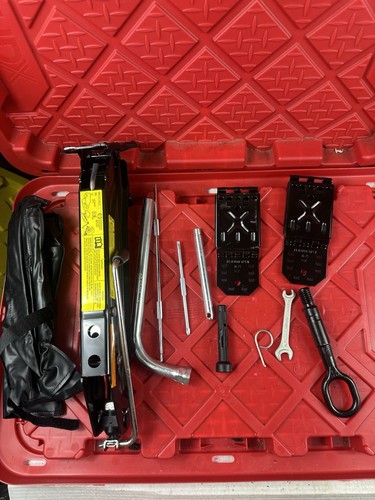 2009-2017 AUDI Q5 SPARE TIRE JACK TOOL KIT 8R0011031C OEM 09 10 11 12 ...