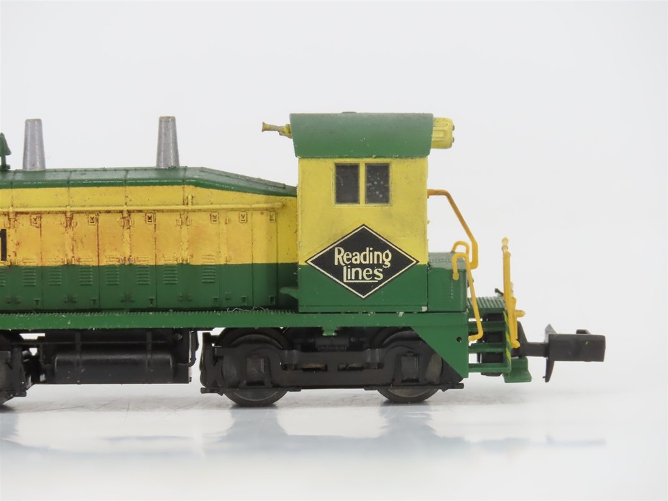 N Scale Life-Like RDG Reading SW9/1200 Diesel Locomotive #2711 CUSTOM ...
