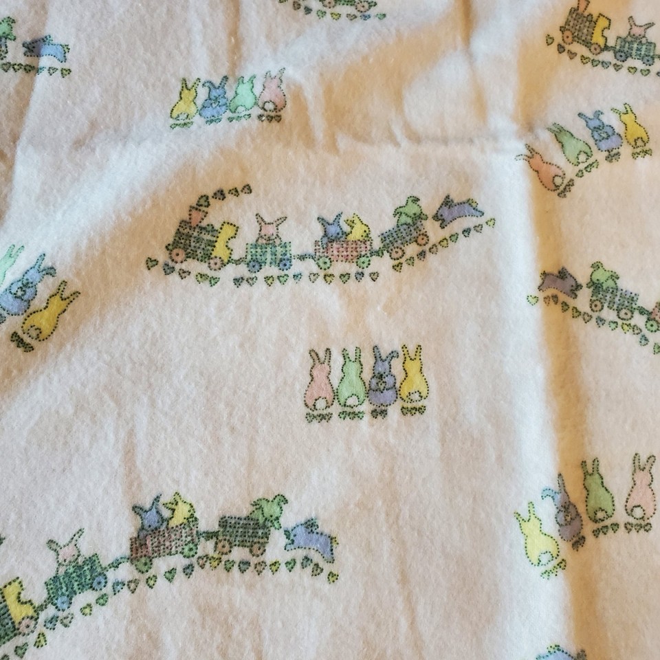 Project Linus Small Baby quilt/ Blanket 31x32" Lightweight Bunnies ...
