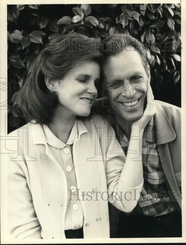 1987 Press Photo Mare Winningham and Keith Carradine star in Eye On The ...