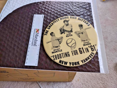 1960 1961 Pin Shooting for 61 in 61' Babe Ruth Mickey Mantle Roger ...