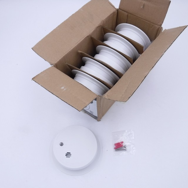 Kidde 6 Pack 9v Battery Operated Smoke Alarm Model#i9040 for sale ...