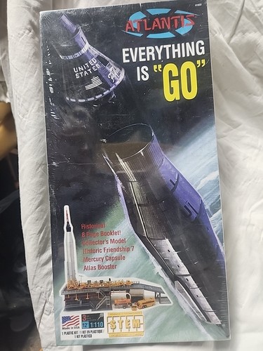 ATLANTIS EVERYTHING IS "GO" 1:110 Rocket Model SEALED NEW IN ORIGINAL ...