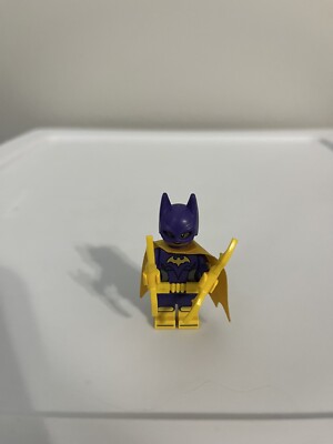 Lego Batman Movie Minifigure Batgirl Cape Purple Suit 70906 Barbara ...