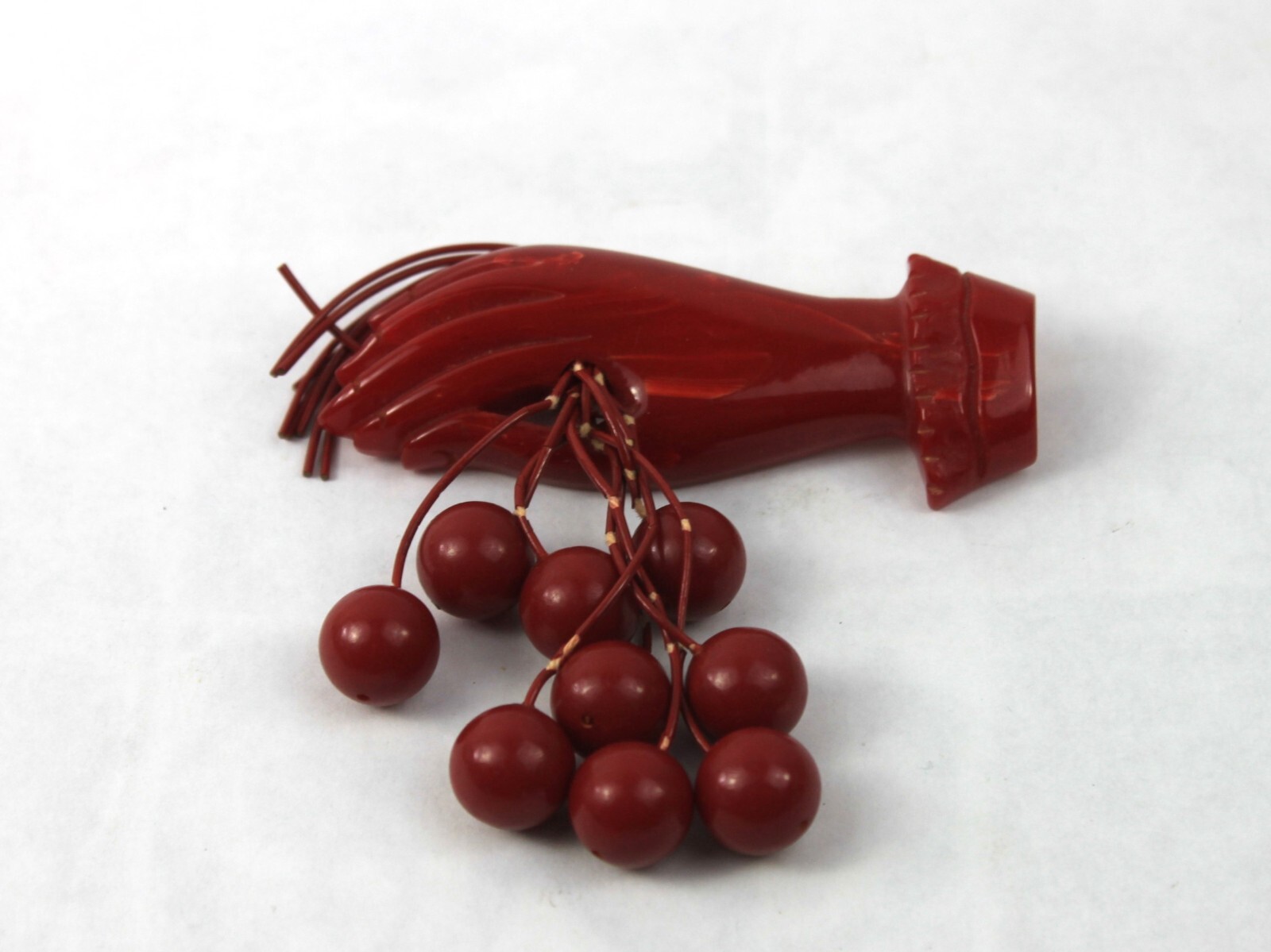 1940s Cherry Red Bakelite Hand Brooch Pin with Dangli… - Gem