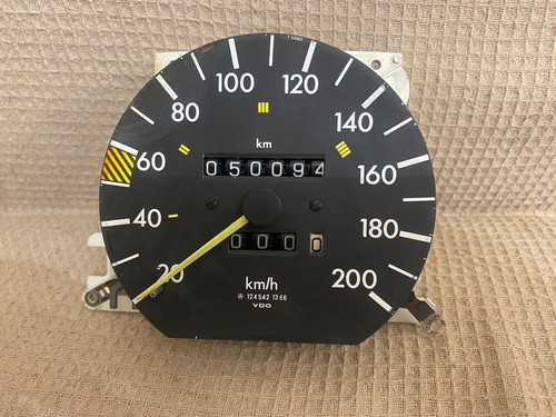 Mercedes-Benz W124 Speedometer VDO 200 Km/h 1245421366 Diesel 0,50000 ...