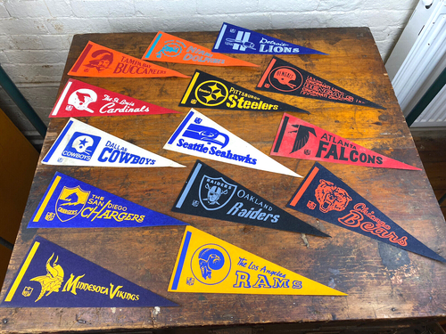 26 Vintage C.1979 NFL Pennants, 26 of 28 Teams, Houston Oilers ...