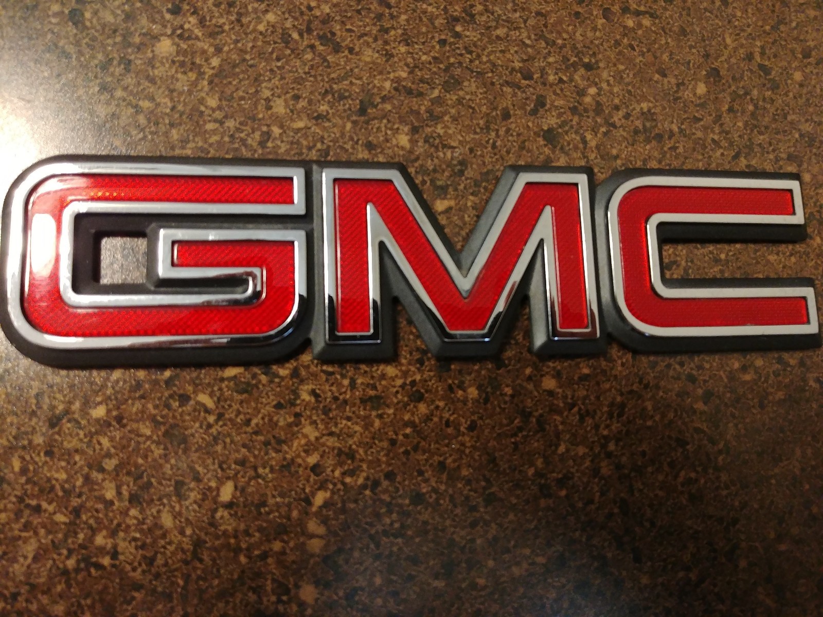 OEM 01-06 GMC SIERRA YUKON YUKON XL REAR EMBLEM BADGE LOGO HATCH ...