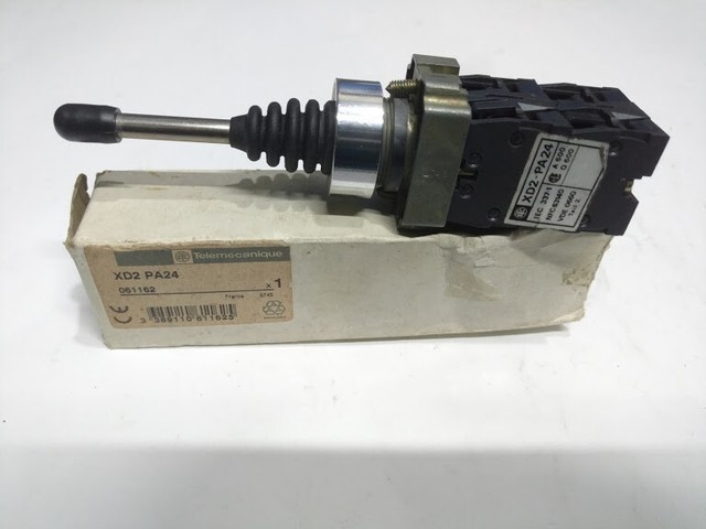 Telemechanique XD2 PA24 JOYSTICK OPERATOR XD2PA24 | eBay
