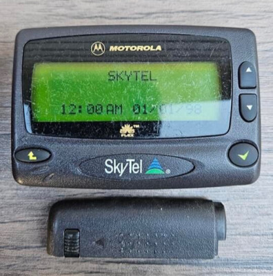 VINTAGE MOTOROLA SKYTEL FLEX PAGER A06CXB5806BA T50 | eBay