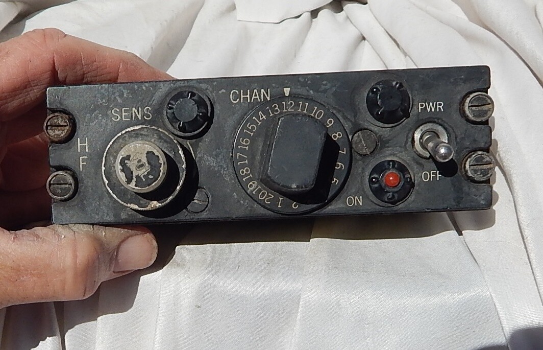 US Army USMC USN USAF Pilot's HF Radio Control Console Panel C-1399/ARC ...