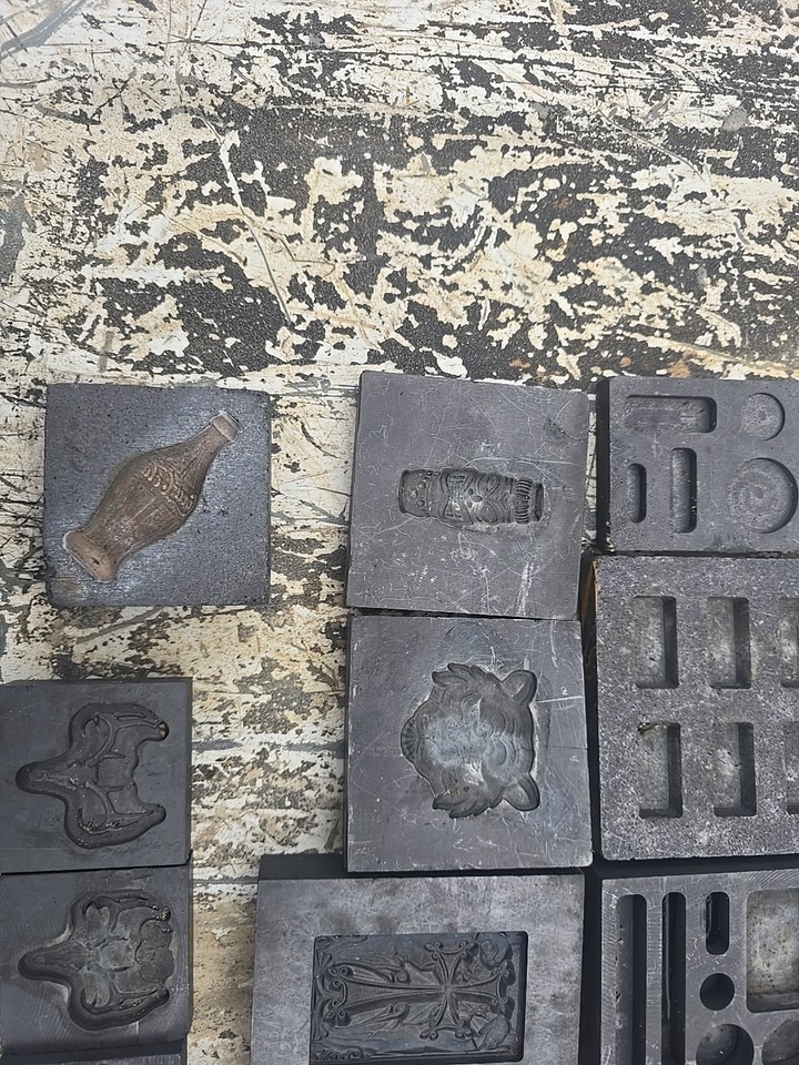 22 Used Graphite Molds Porous Crucible Metal Ingot Gold and silver ...