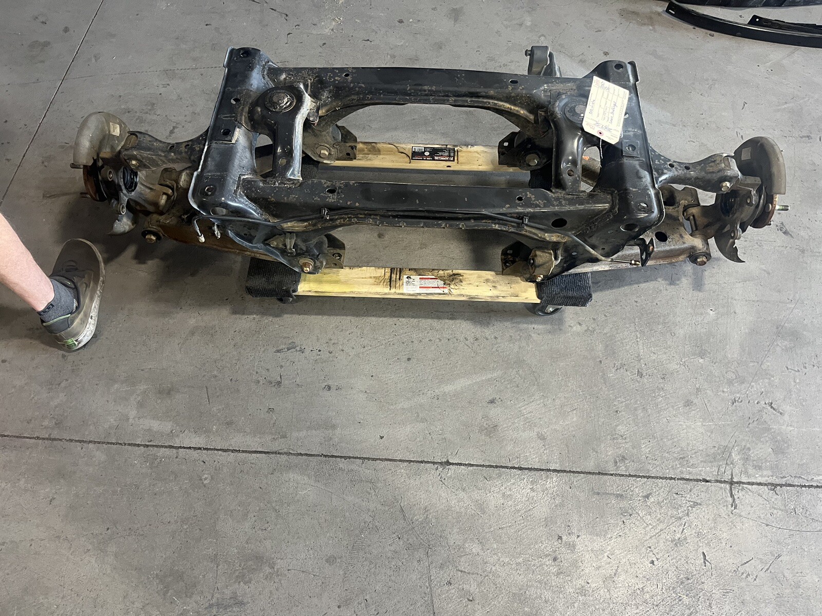 1999-2002 Mazda Miata Oem Rear Subframe Control Arm Spindle NB NON ...