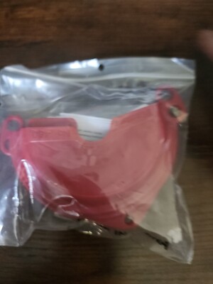 Master Lock 480 Red Pneumatic Lockout: 3 Padlocks Max, 5/16" Max ...