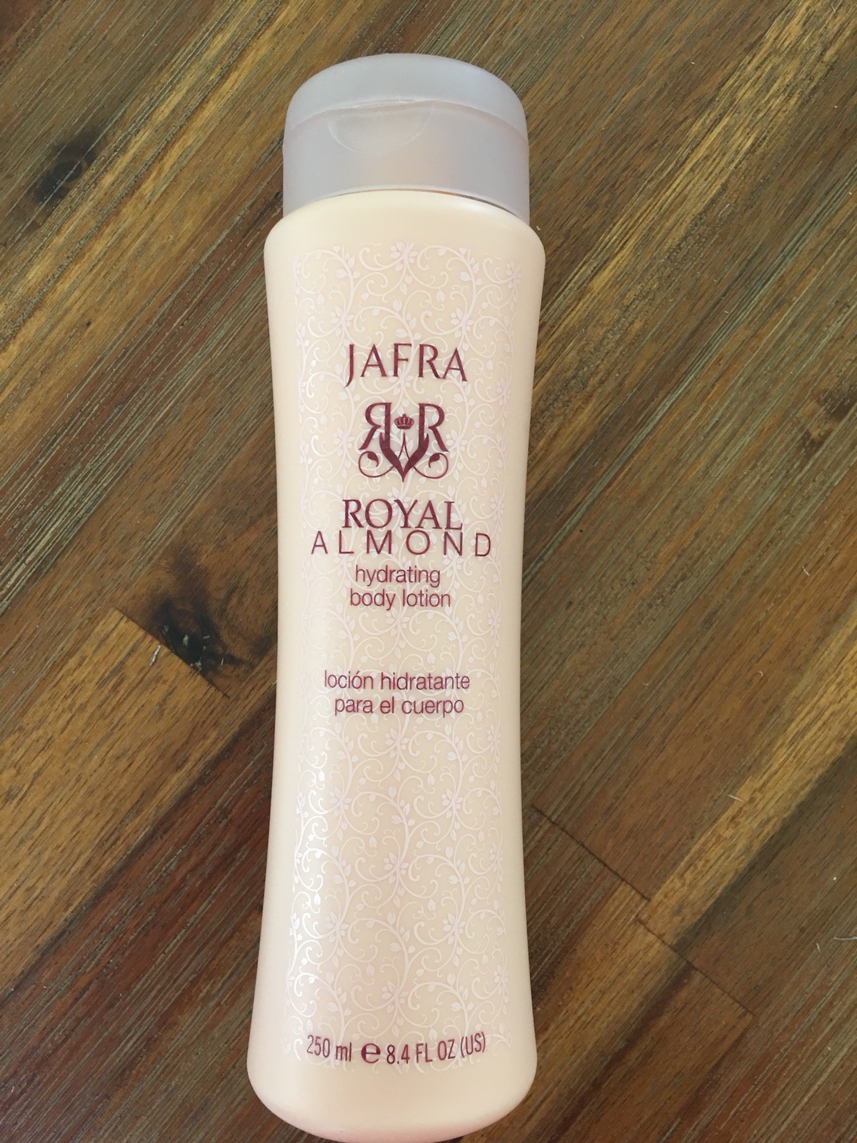 Classic Jafra Royal Almond Almendra Hydrating Body Lotion 🧴 8.4 OZ ...
