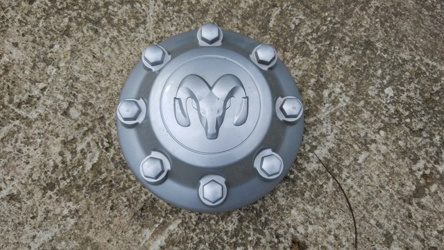 Dodge RAM 2500 4x4 6 Lug Chrm. Center Cap Heavy Duty 4726279AA Emblems ...