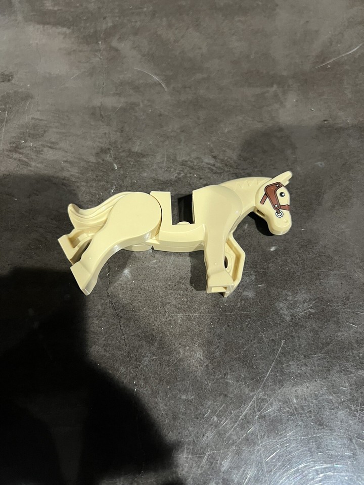LEGO Tan Horse with Posable Moving Head And Hind Legs Light Brown ...