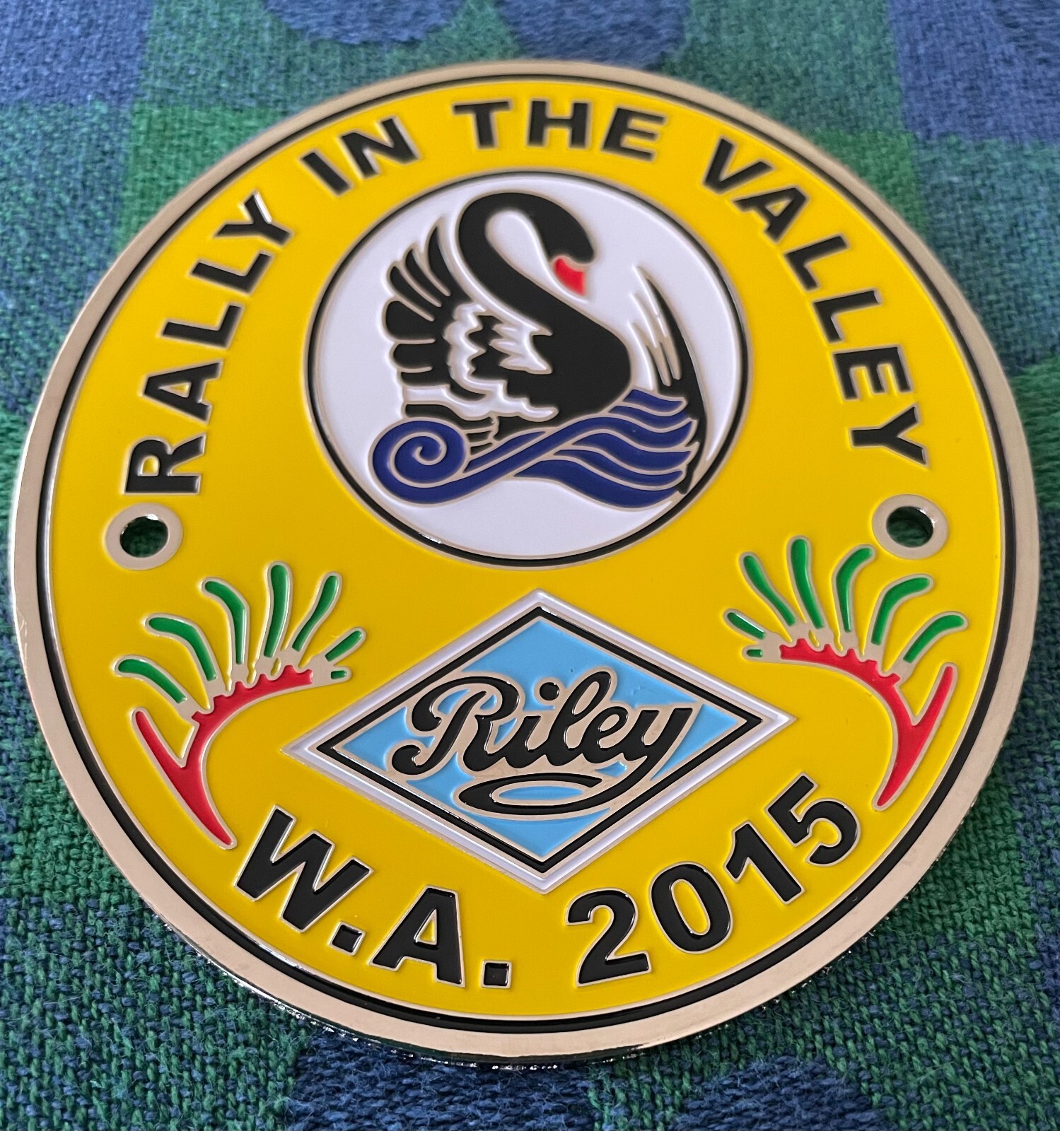 GRILLE / CAR BADGE - RILEY - RALLY IN THE VALLEY - WESTERN AUSTRALIA ...