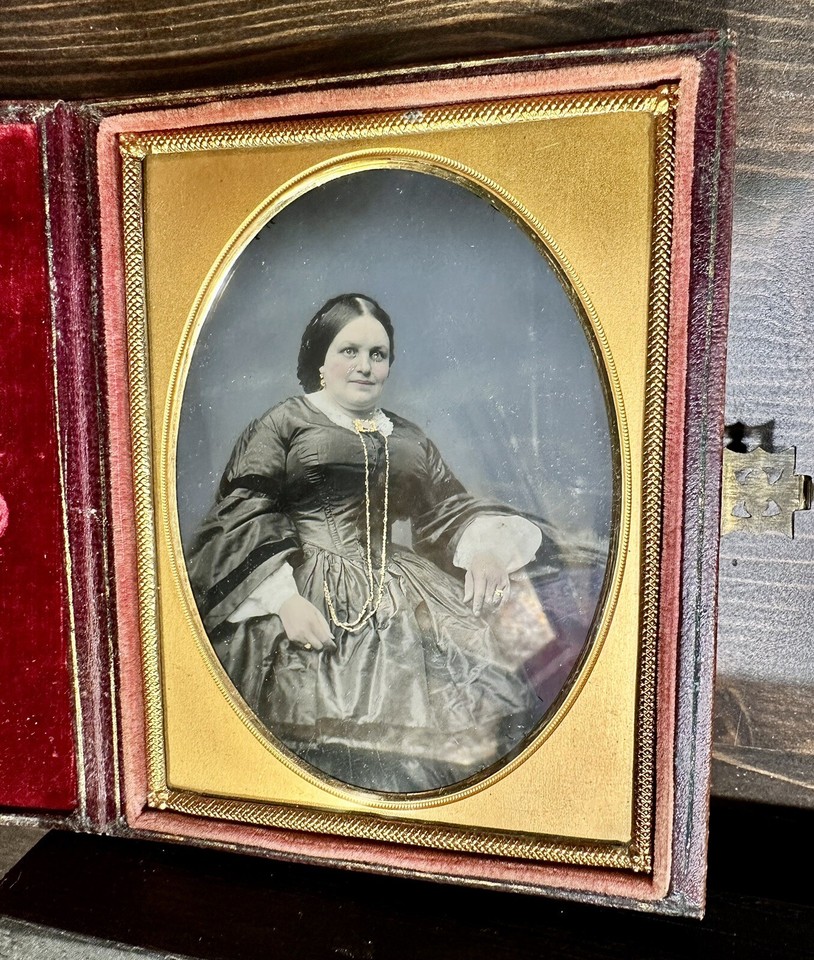1/4 TINTED AMBROTYPE SMILING WOMAN PAINTED BACKDROP UK PHOTOGRAPHER ...