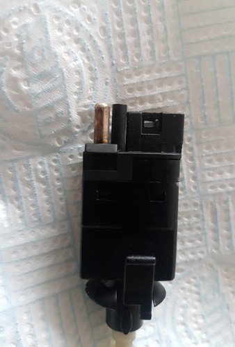 Mercedes Benz Brake Light Switch 190, C-CLASS, E-CLASS..... A0015450109 ...