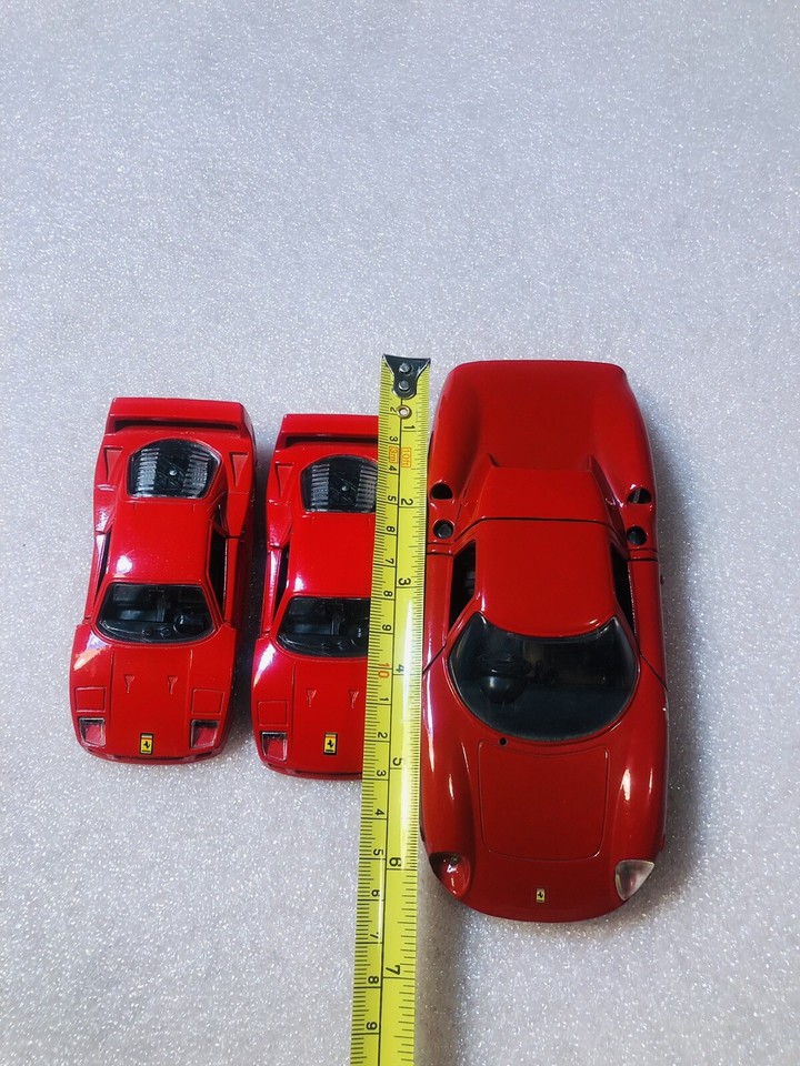 Lot 3 Ferrari 250 LM 1988 1:24Diecast Metal Red Revell , Ferrari F40 1: ...