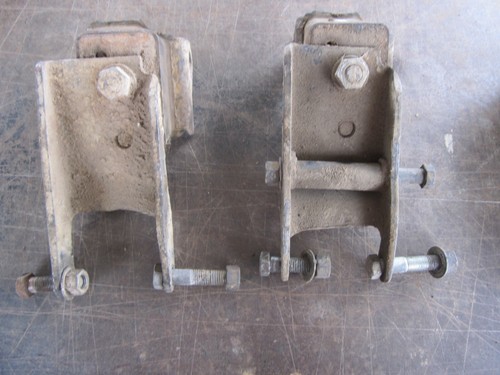 68-72 MOPAR BISQUIT STYLE BIG BLOCK MOTOR MOUNTS 412 361 383 400 440 ...