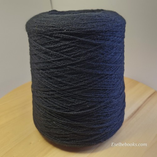 Unbranded Machine Knitting Yarn - 503 grams - 4ply black acrylic (C89 ...