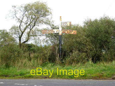 Photo 6x4 Old-style signpost Many of these old-style signposts remain ...