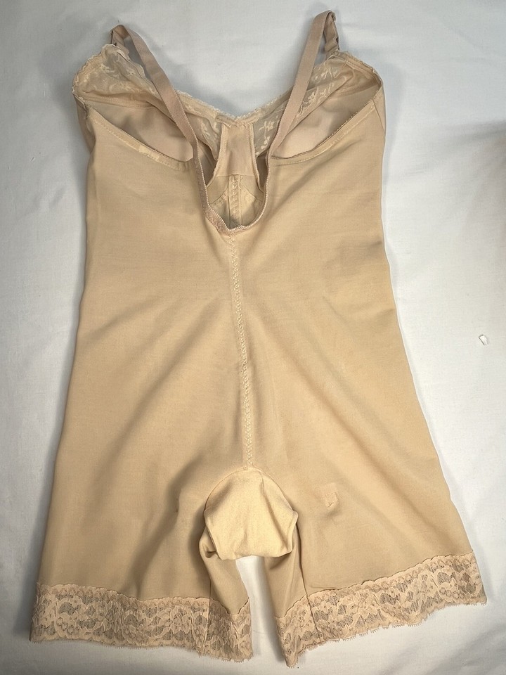 Vintage Feminine Beige Body Briefer w/ Detachable Garters | eBay