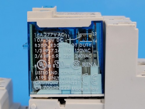 LOT OF 2 NEW ALLEN BRADLEY 700-HKX6Z24-3-4 W/ 700-HN221 | eBay