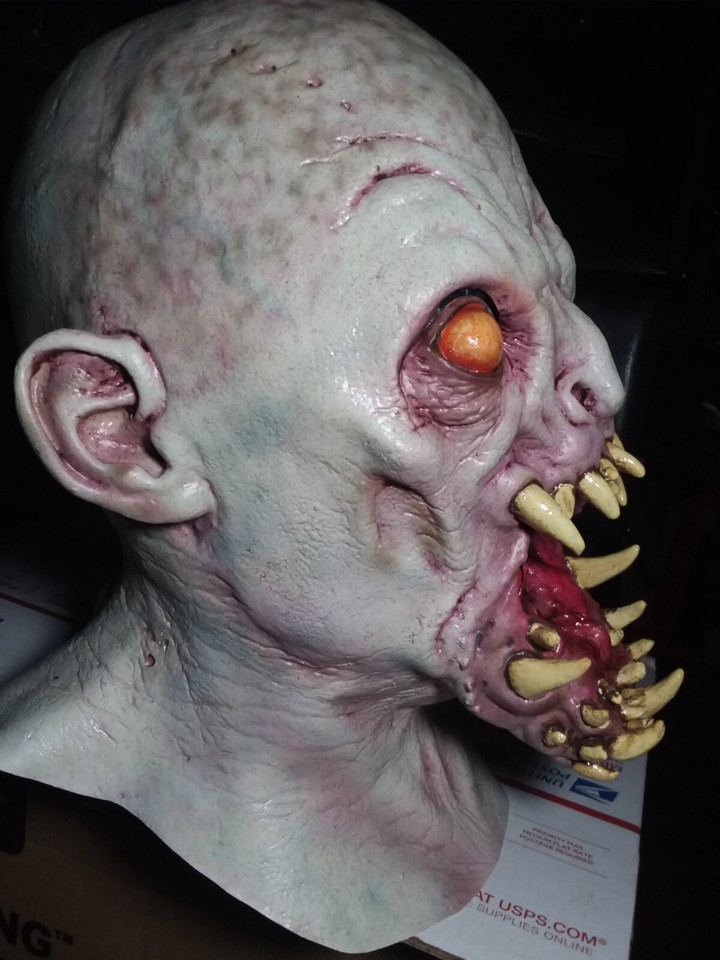 Mutant Alien Beast monster mask no Don Post Distortions jason halloween ...